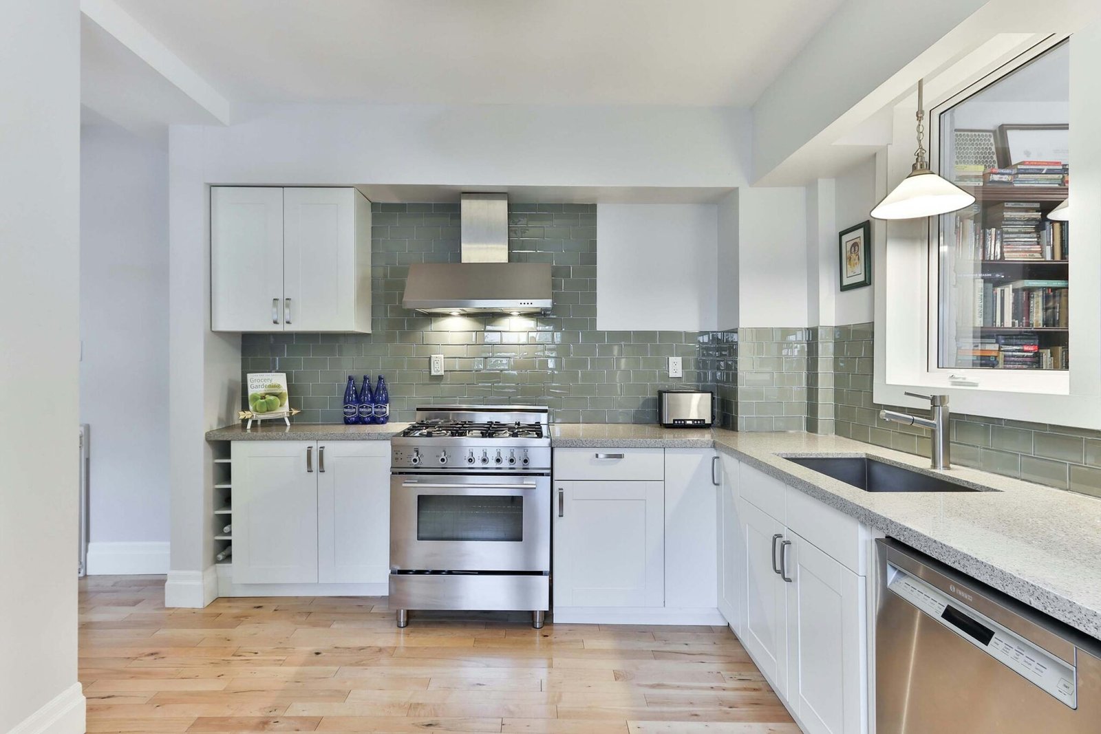 Range Cookers Features - All-in-One Appliance Solutions